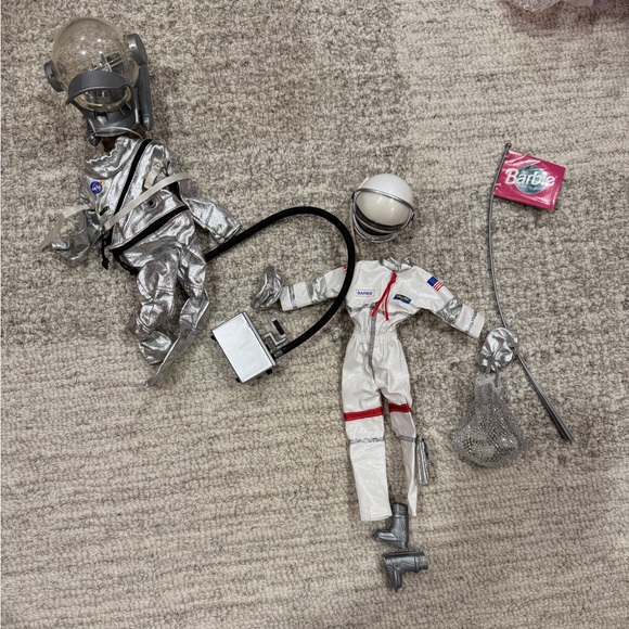 Barbie and Ken | Toys | Barbie Astronaut Nasa Outfit And I Think A Ken ...